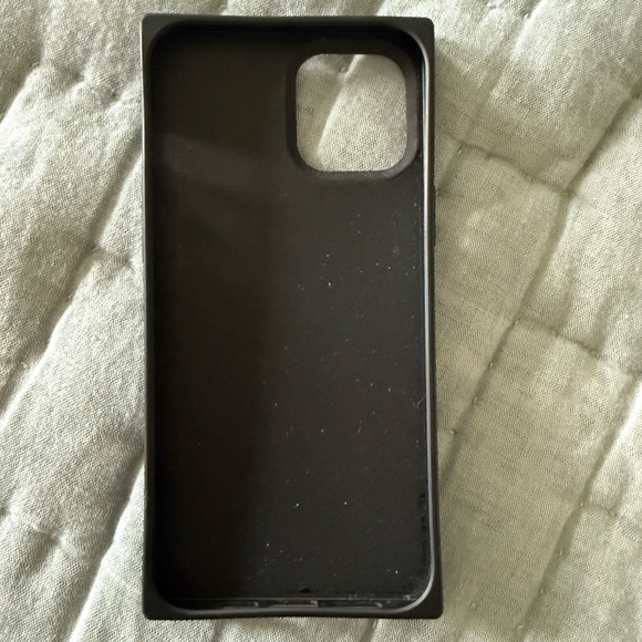 Flaunt | Cell Phones & Accessories | Flaunt Square Iphone 2 Pro Max ...